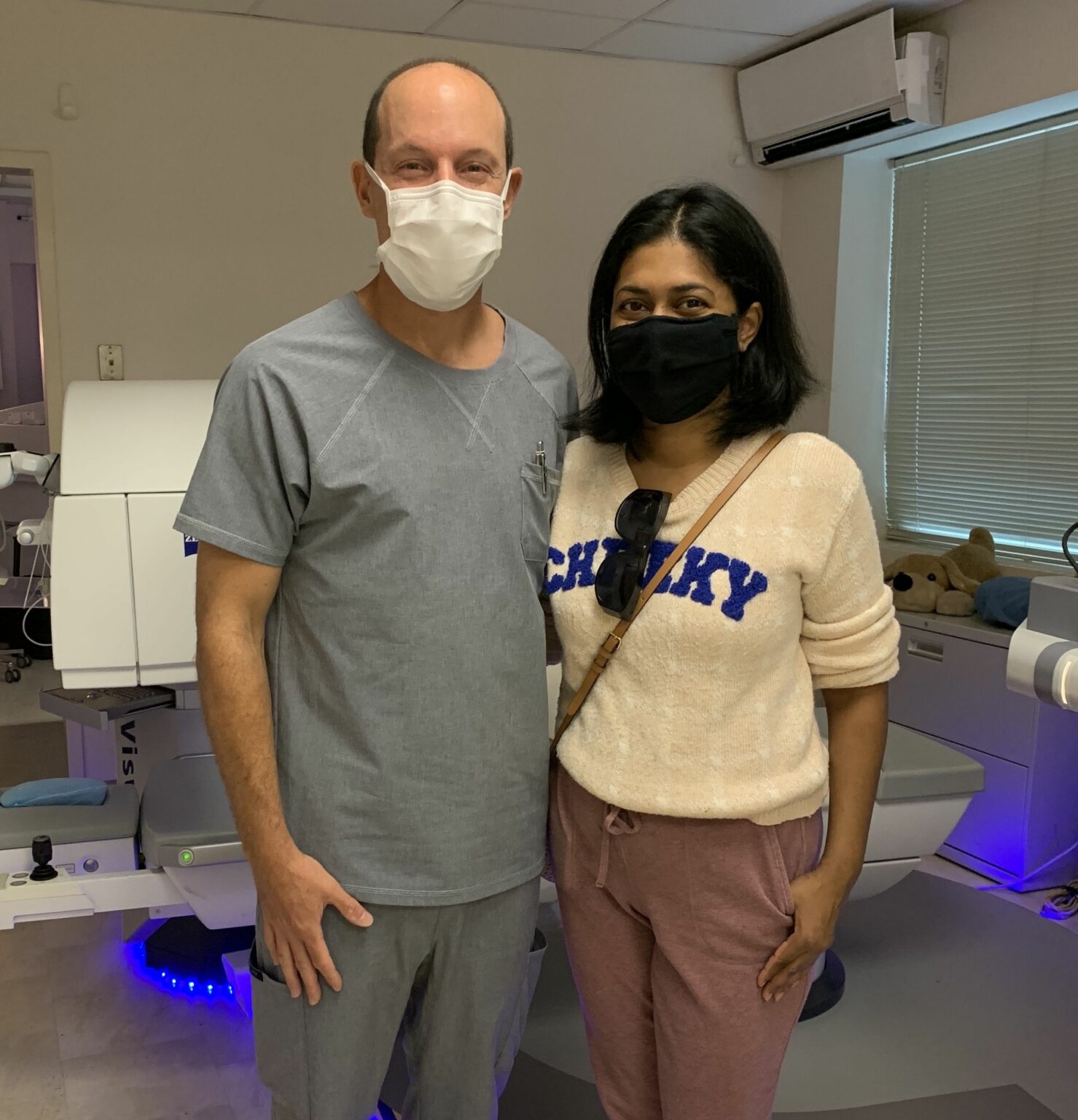 Bladeless LASIK in Manhattan NYC - Zeiss | Manhattan LASIK Center