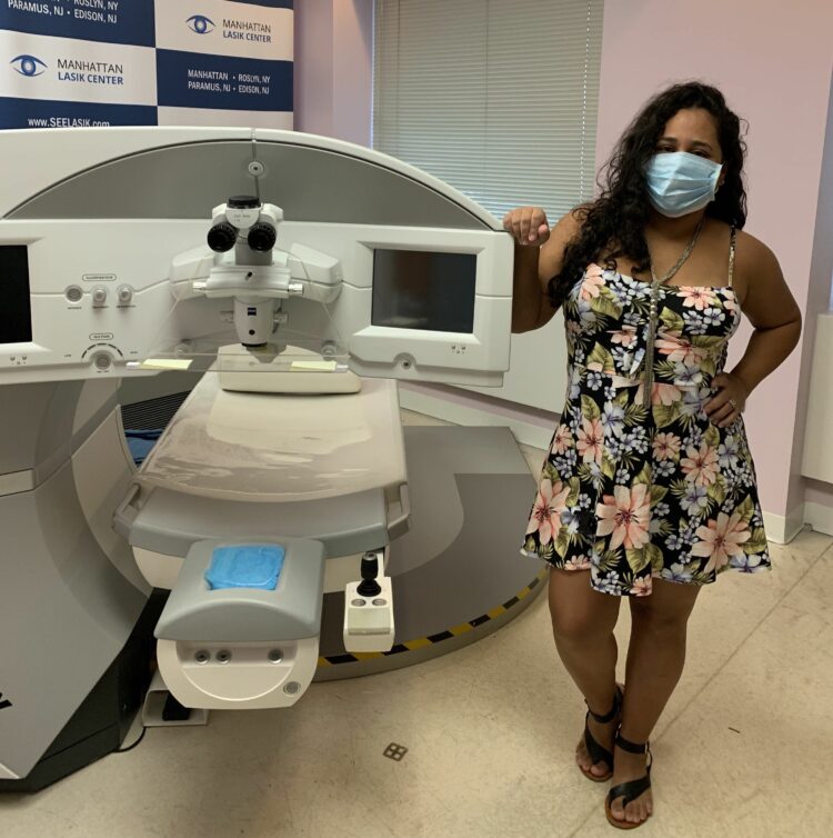 Bladeless LASIK in Manhattan NYC - Zeiss | Manhattan LASIK Center